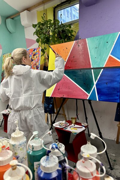 Action Painting – lass die Farben fliegen | Paint It Easy